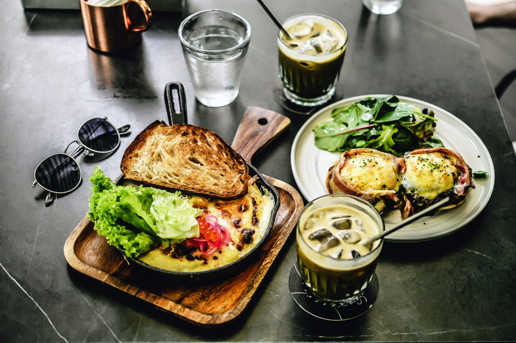 Symmetry Singapore: Kampong Glam cafe brunch review - Milk & Dust